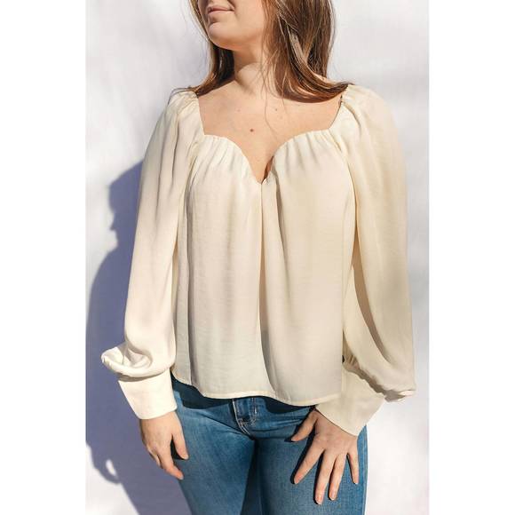 Before You | Tops | New Before You Satin Sweetheart Neckline Top In ...